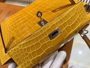 HN 25 Sellier Jaune ambre Genuine Alligator Crocodile skin Gold ...